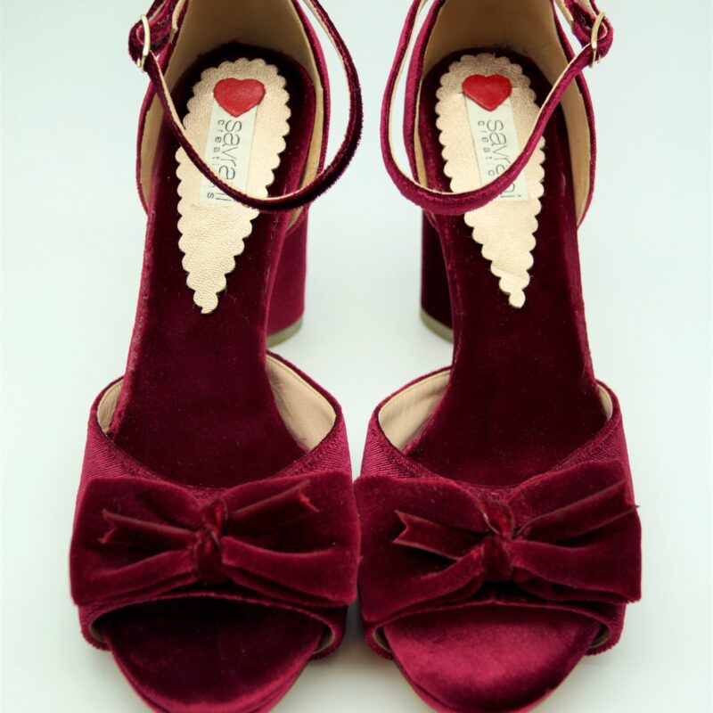 Fig – Savrani Creations – Handmade Bridal Shoes – Coiffes